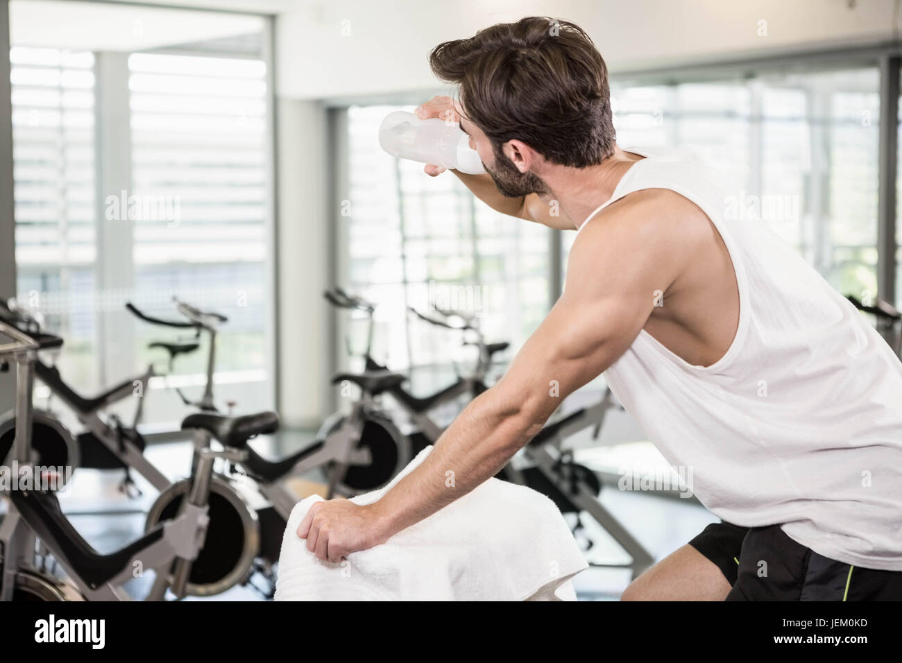 Focused man towel on exercise hi-res stock photography and images - Alamy