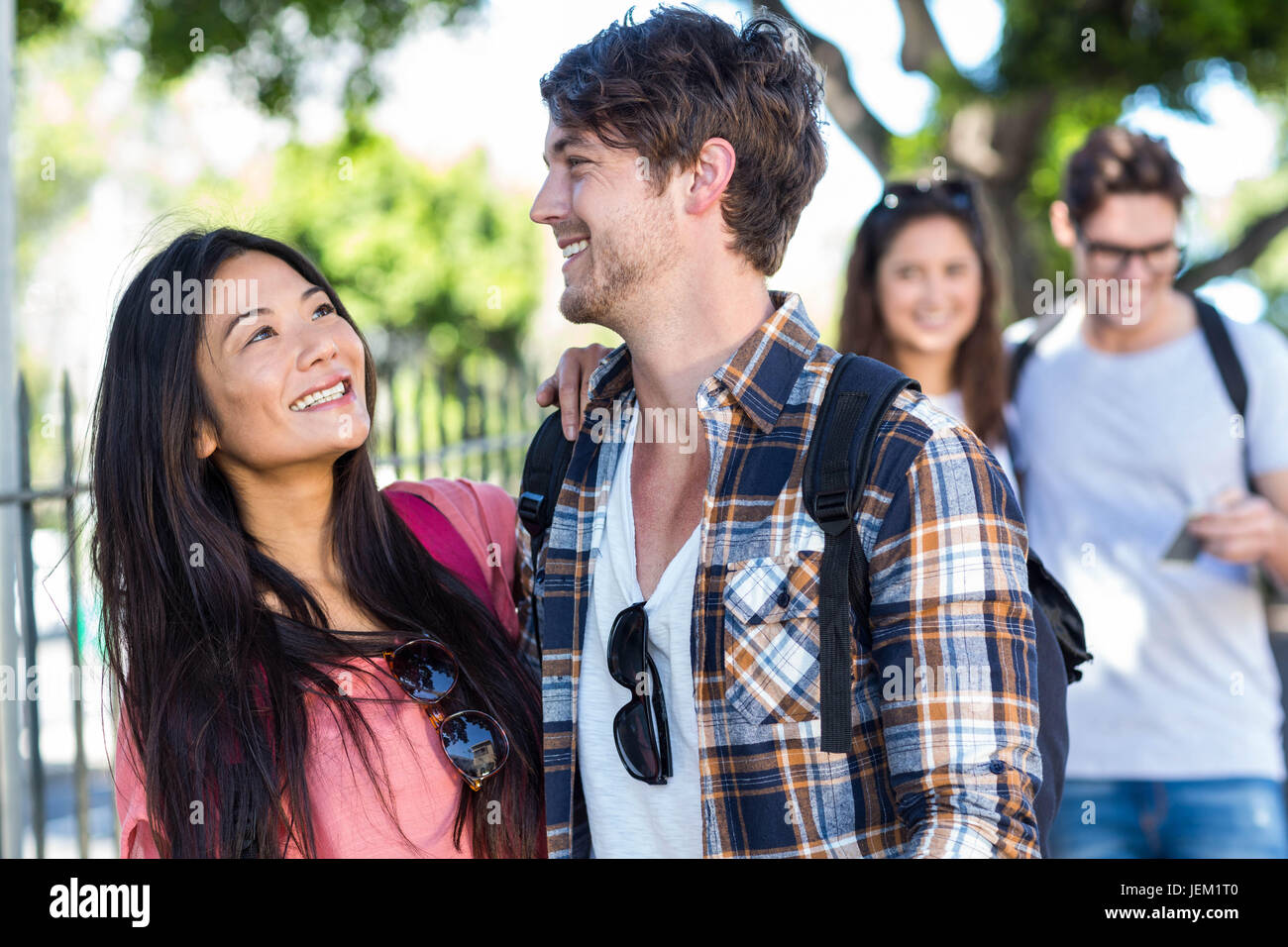Conversation funny hi-res stock photography and images - Alamy
