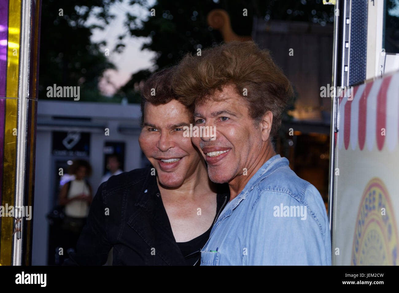 Igor and grichka bogdanoff hi-res stock photography and images - Alamy