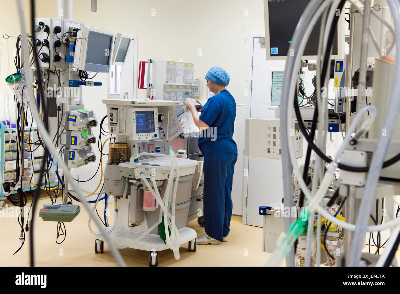 Anesthesia equipment High Resolution Stock Photography and Images - Alamy