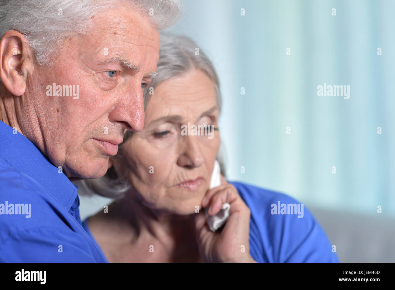 Hand on cheek hi-res stock photography and images - Alamy