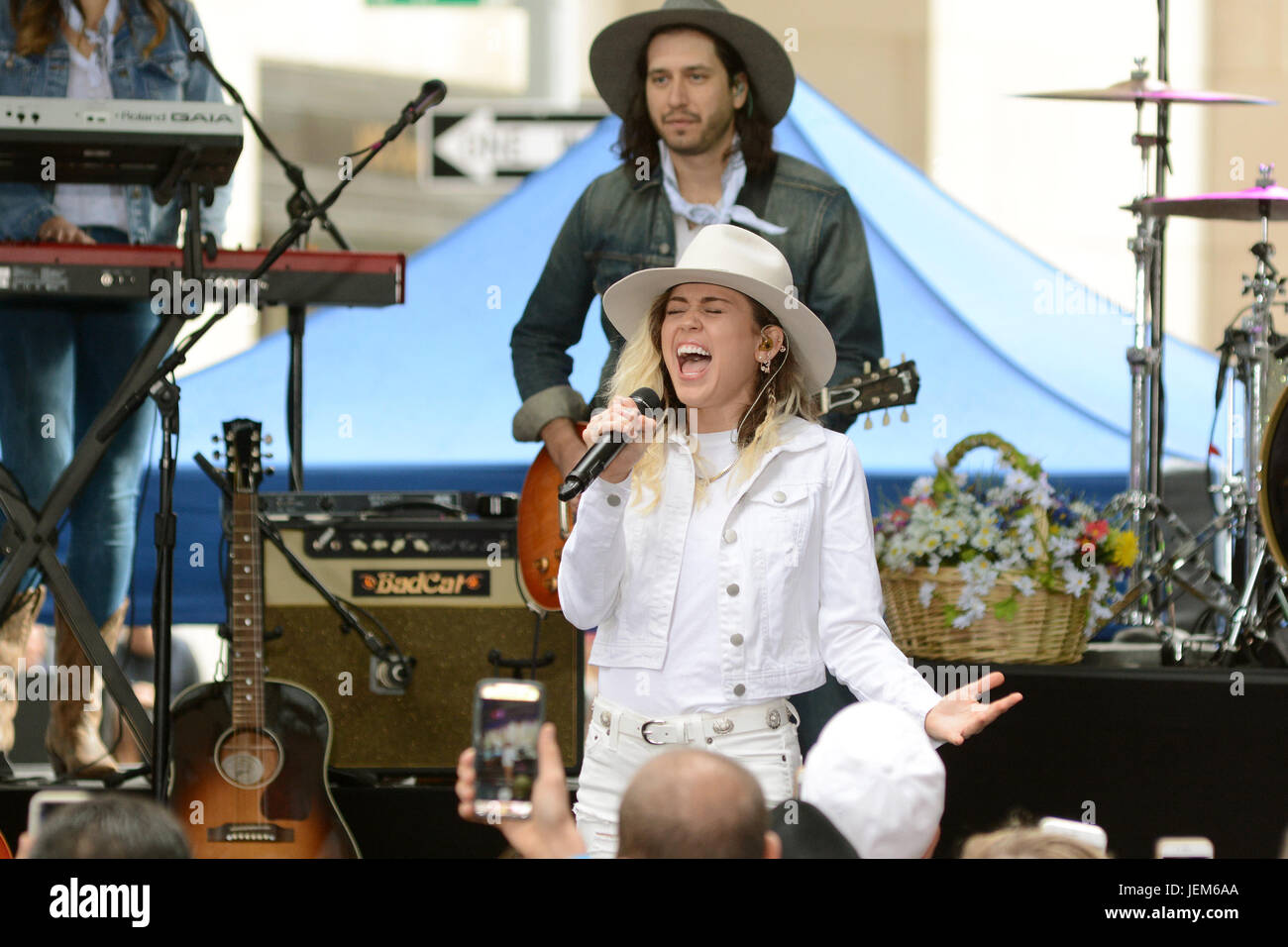 Miley Cyrus Performing Live On NBC's "Today" Show at Rockefeller Plaza ...