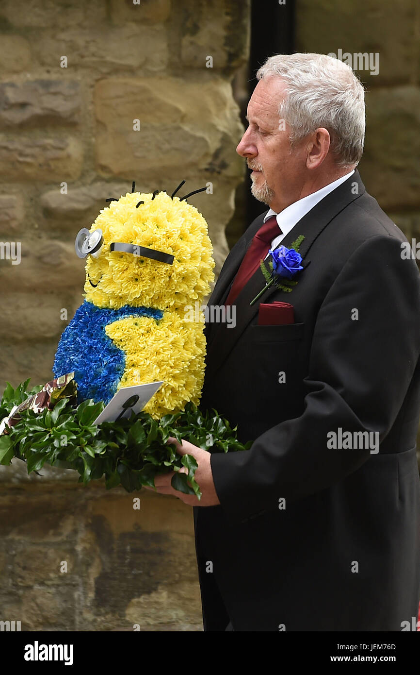 Minion flowers are carried into St Mary's Church, Hinckley ...