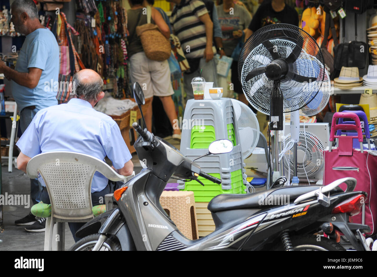 Daily life in Athinai Street, Athens (Greece Stock Photo - Alamy