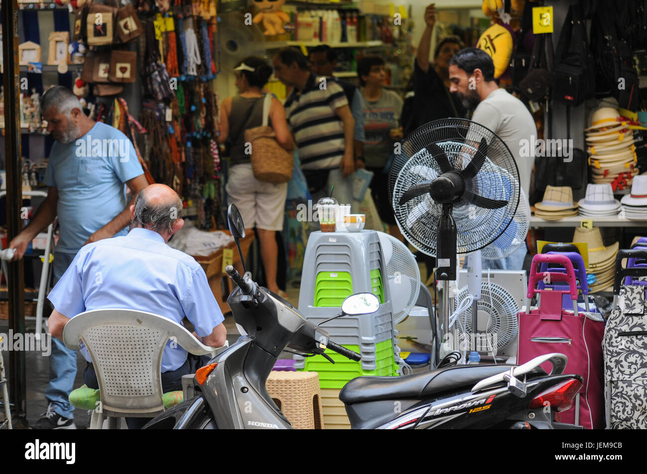 Daily life in Athinai Street, Athens (Greece Stock Photo - Alamy