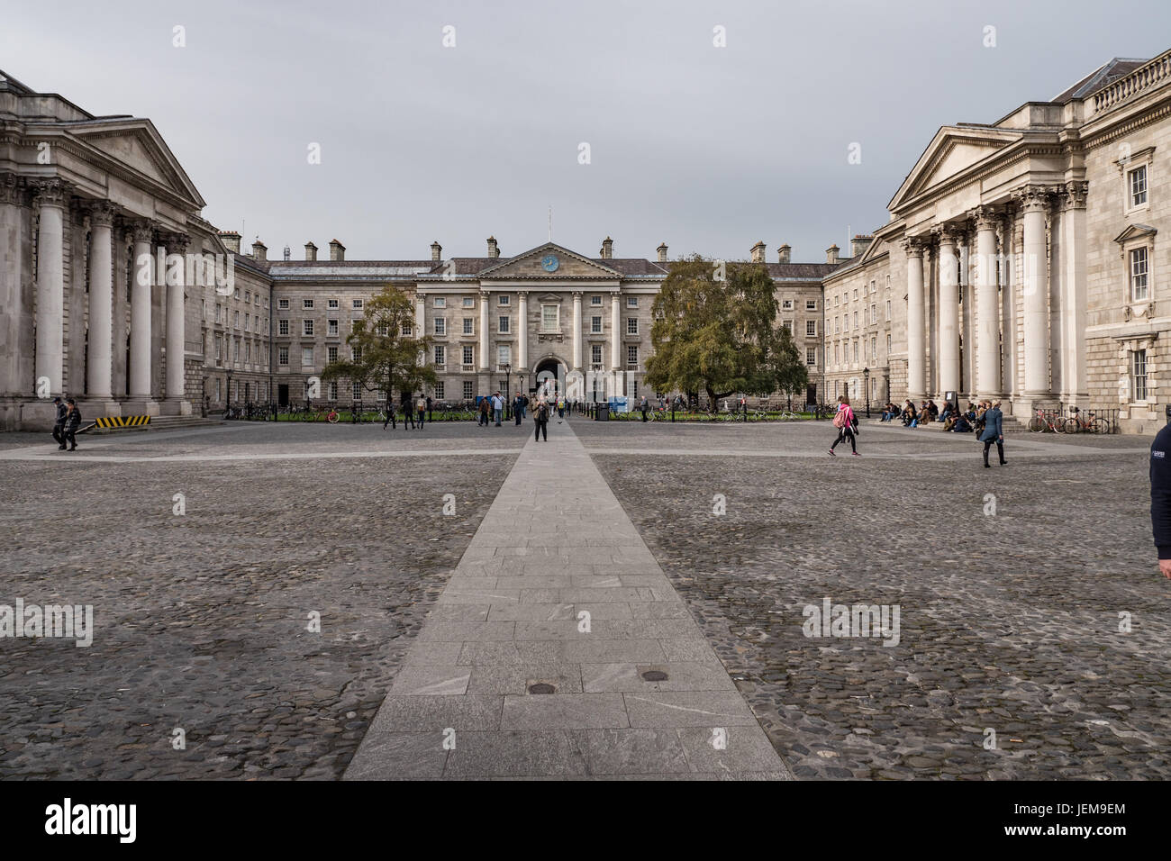 Trinity college dublin hi-res stock photography and images - Alamy