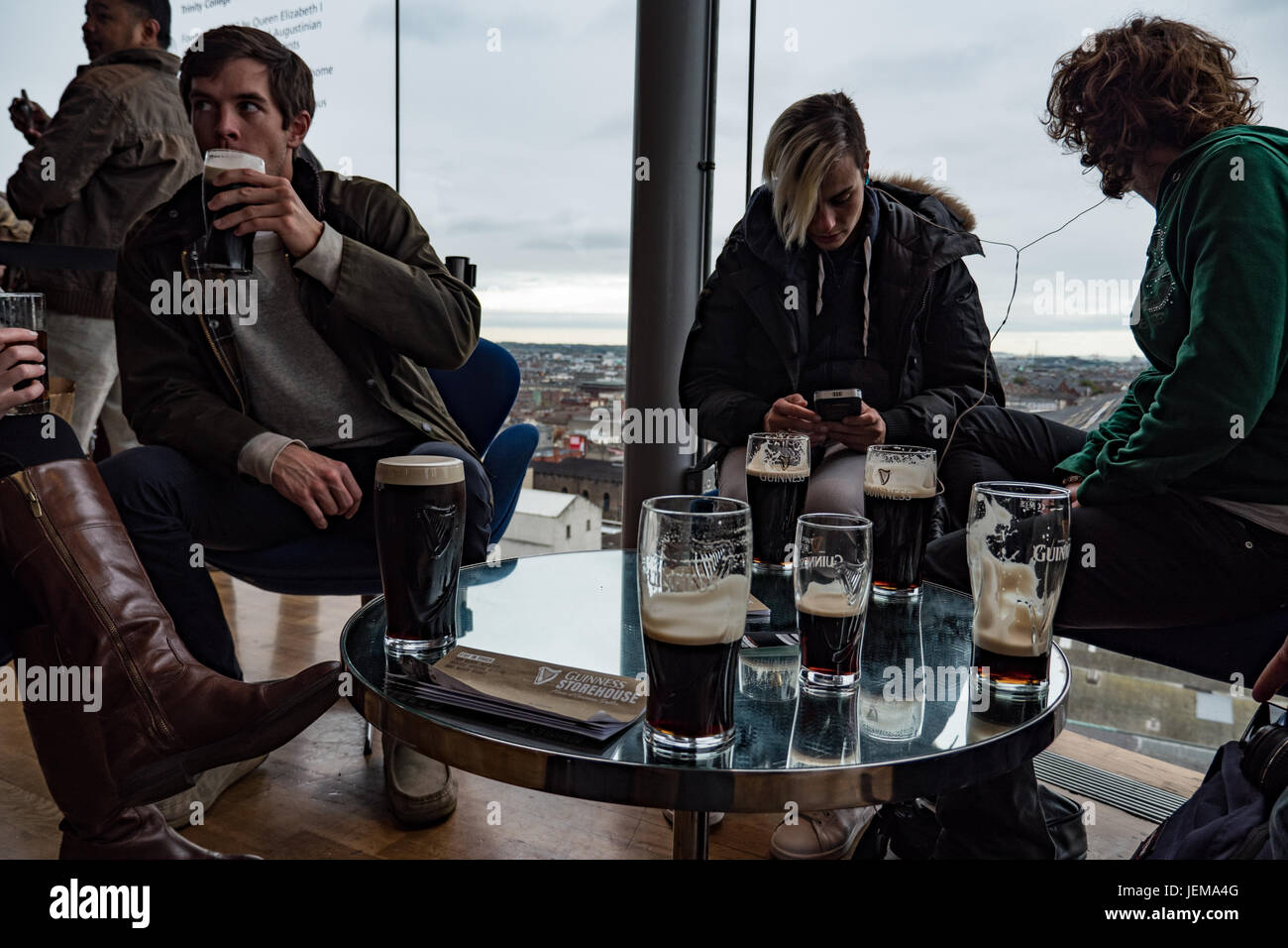 St jamess gate hi-res stock photography and images - Alamy