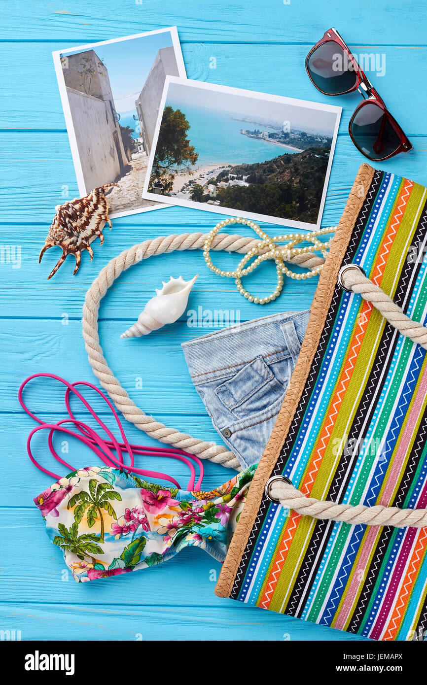 Seashell bra hi-res stock photography and images - Alamy