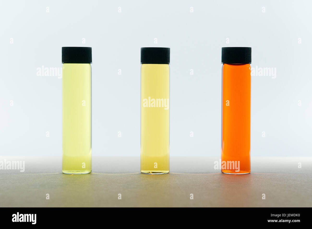 Small glass tube lid hi-res stock photography and images - Alamy