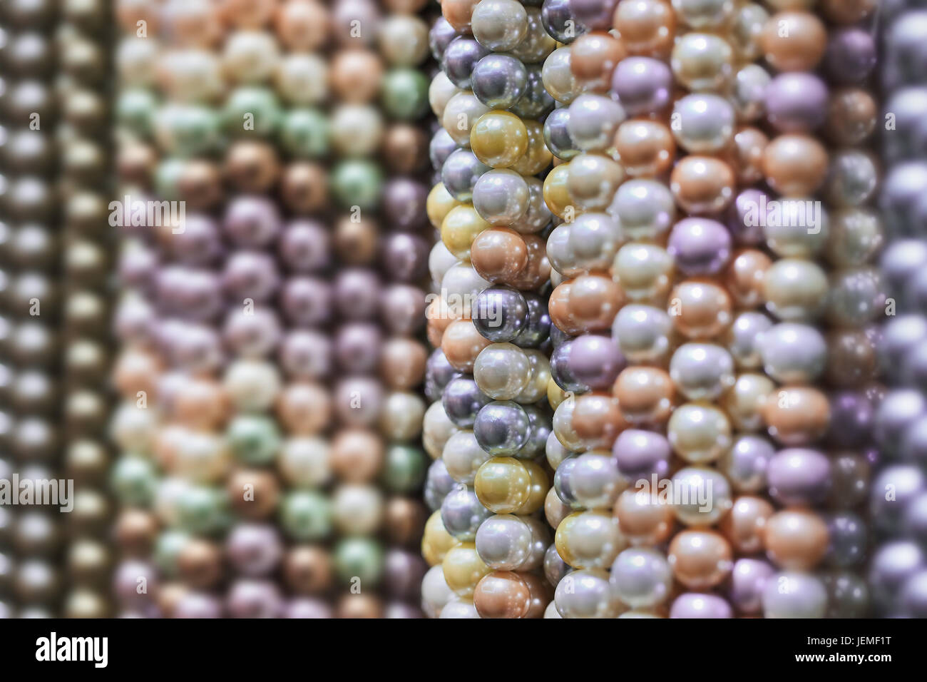 Pearl strings hi-res stock photography and images - Alamy