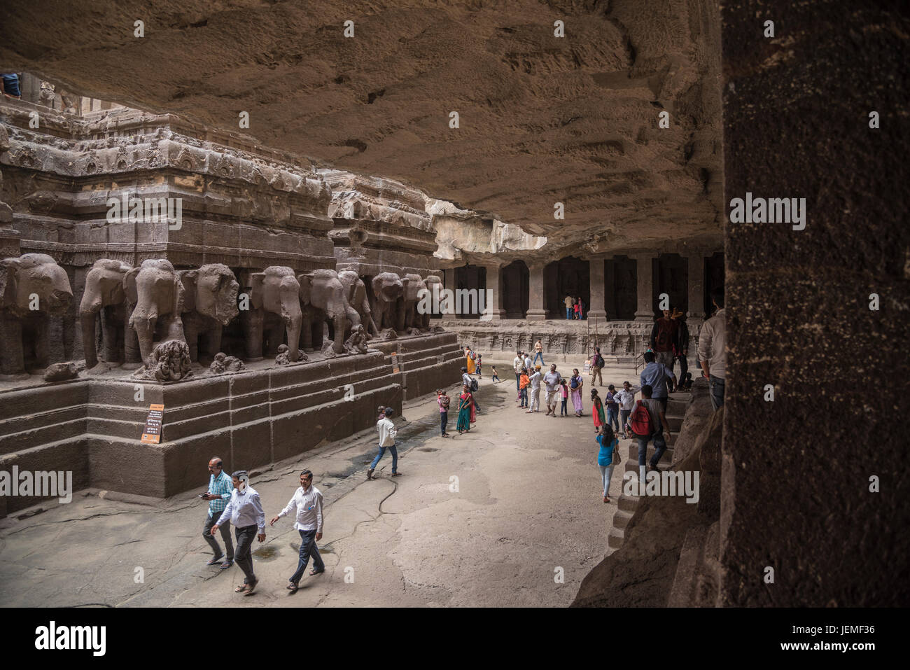 Ajanta ellora caves hi-res stock photography and images - Alamy