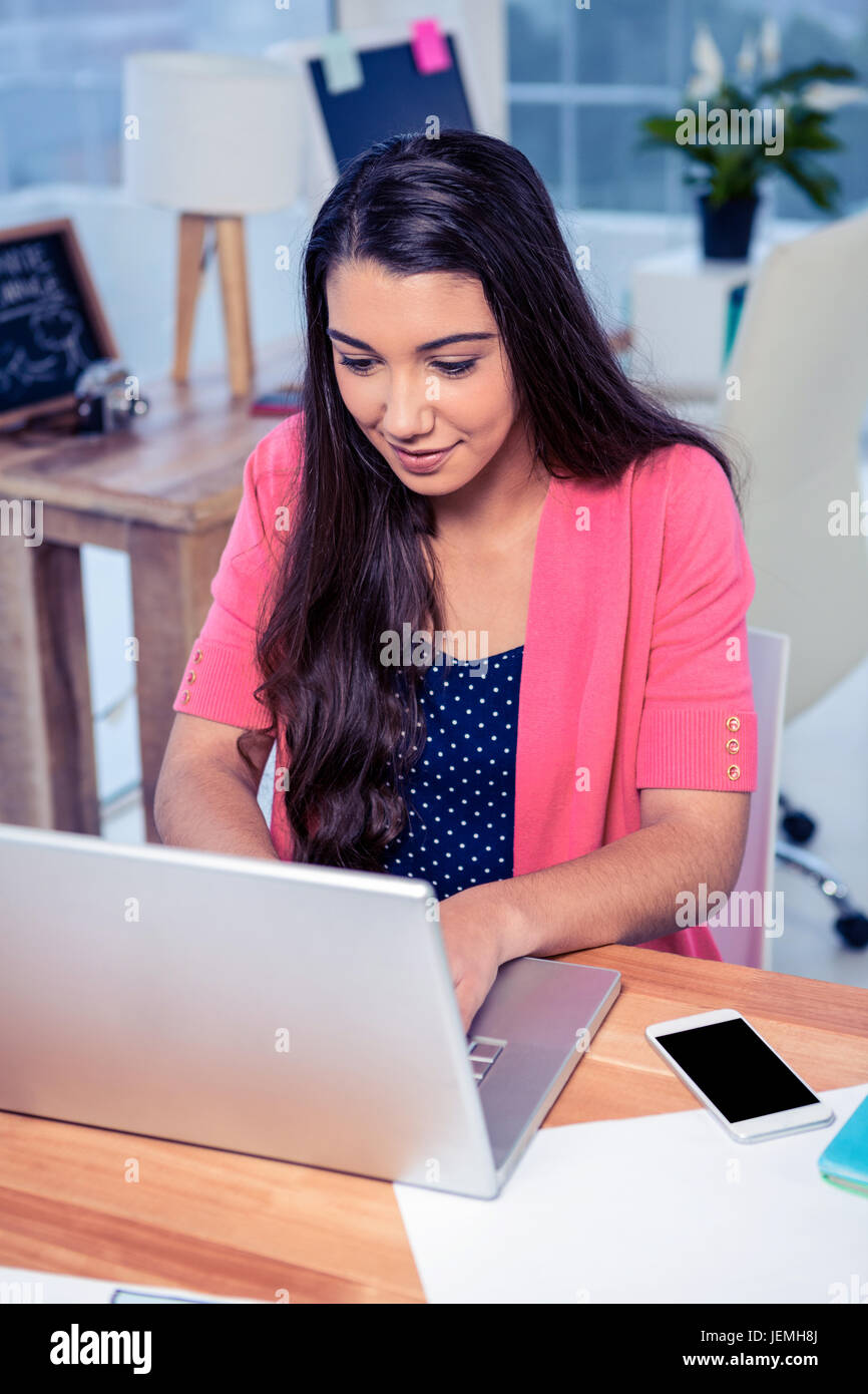 Female artist using smart phone hi-res stock photography and images - Alamy