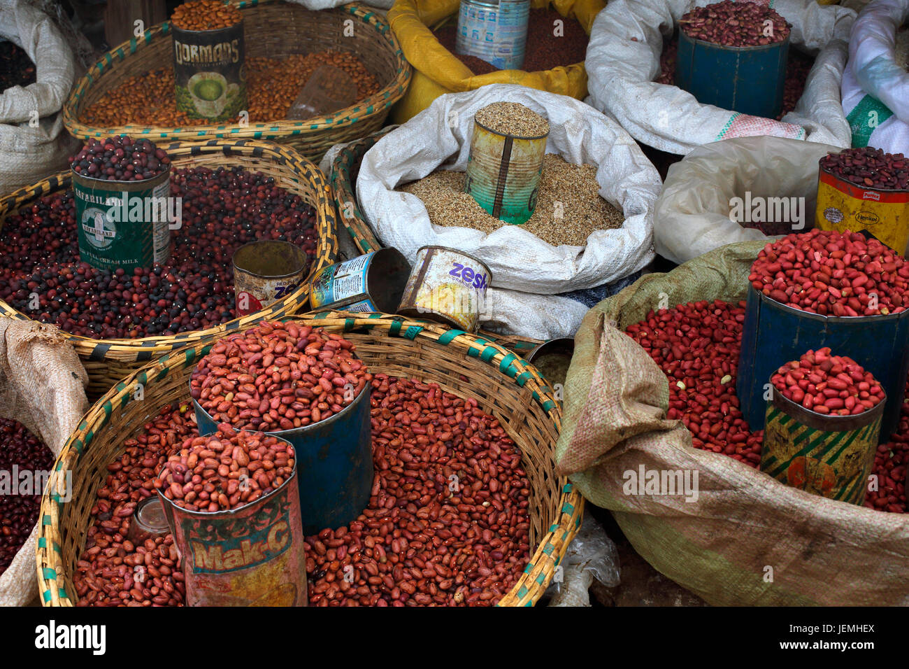 Various beans on market Stock Photo - Alamy
