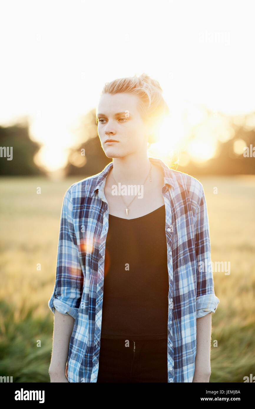 Portrait of teenage girl Stock Photo - Alamy