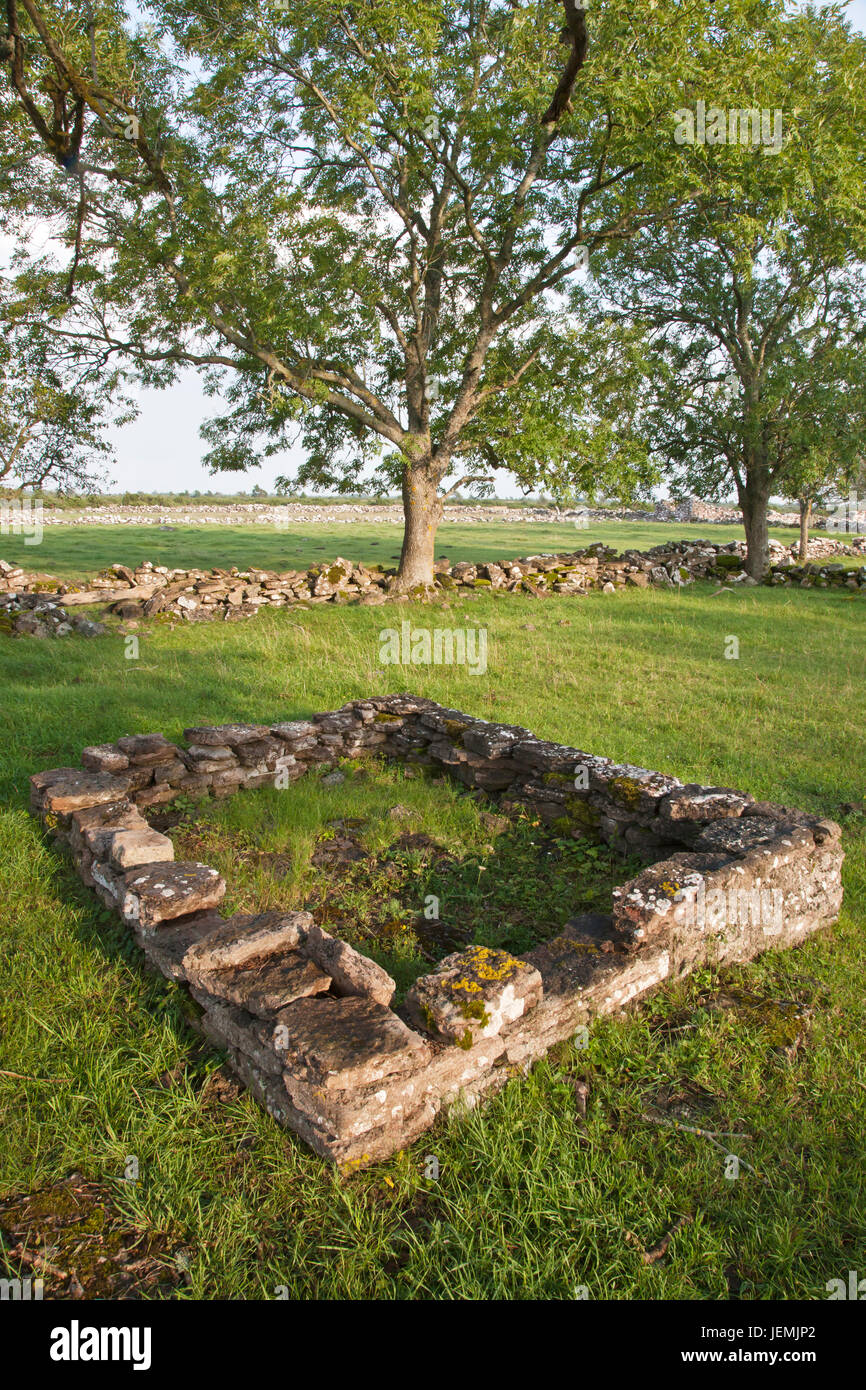 Old foundation hi-res stock photography and images - Alamy