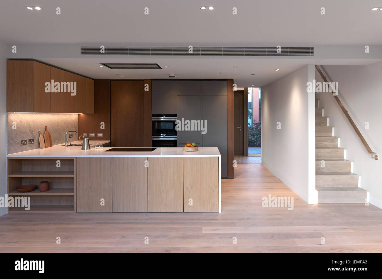 Kings Cross Tapestry High Resolution Stock Photography and Images - Alamy