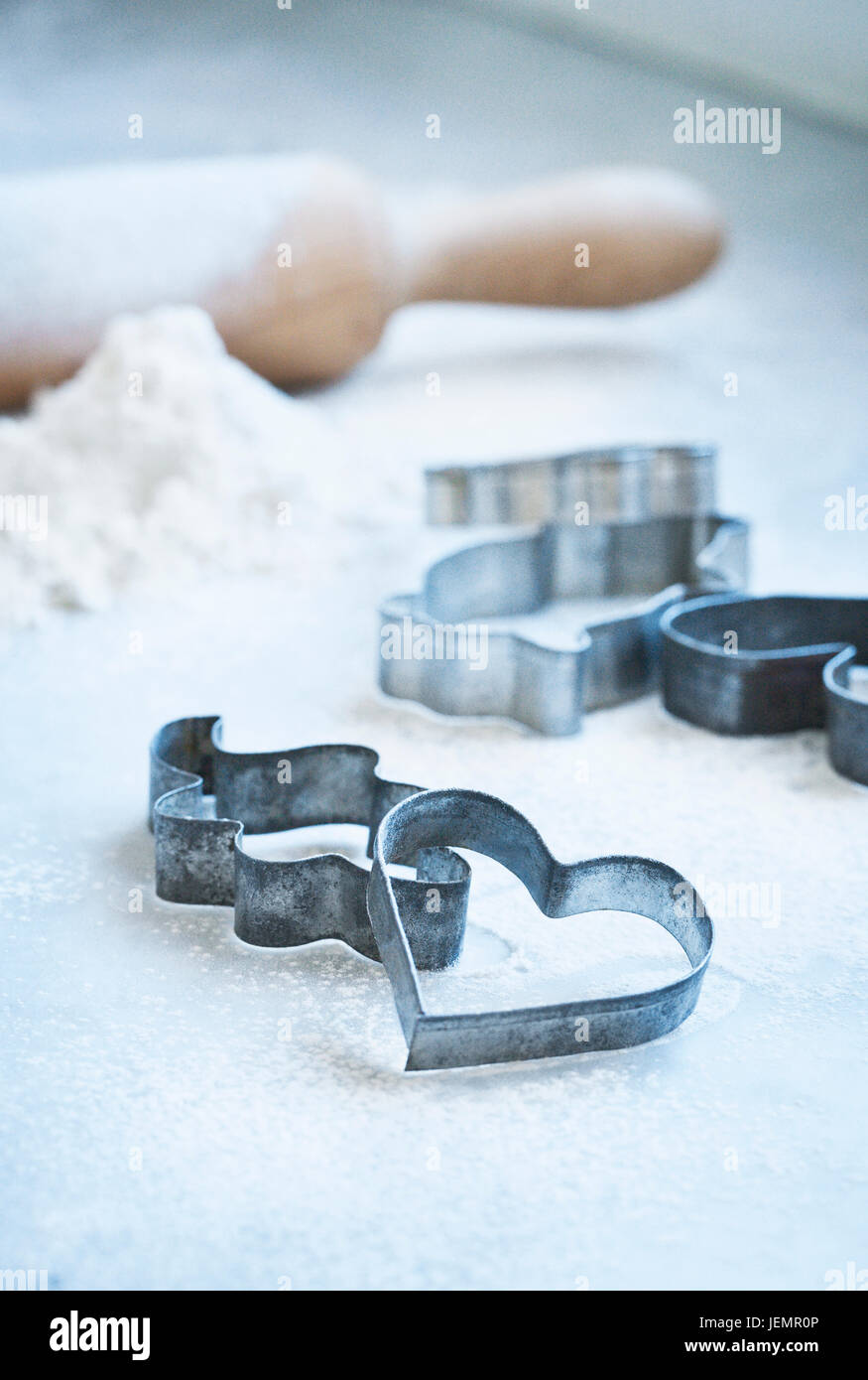 Pastry cutters hi-res stock photography and images - Alamy