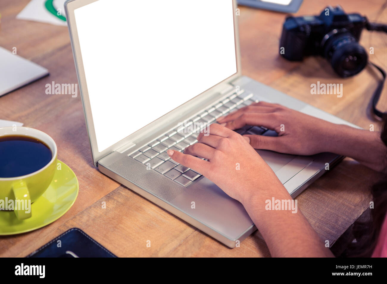 Using silver colored laptop hi-res stock photography and images - Alamy