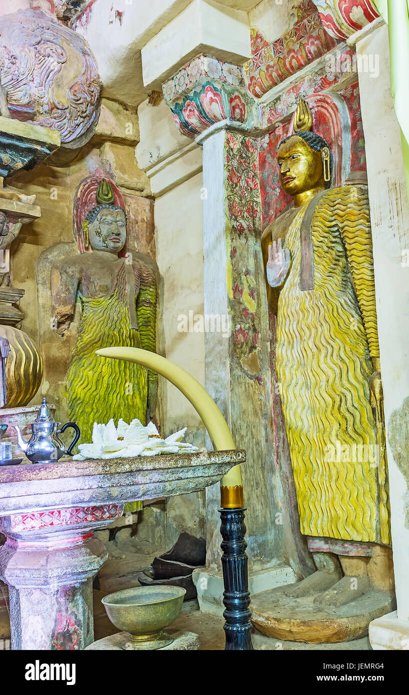 PILIMATHALAWA, SRI LANKA - NOVEMBER 11, 2016: The ancient statues of ...
