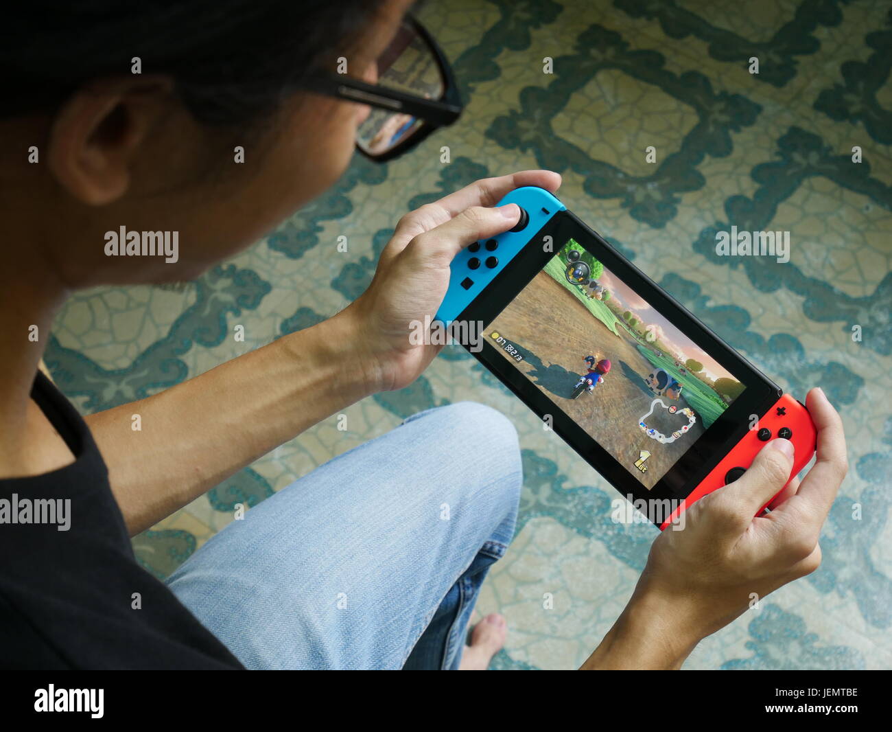 Mario kart deluxe hi-res stock photography and images - Alamy