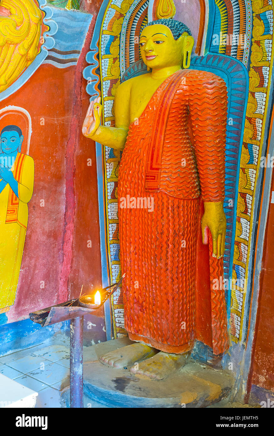 UDUNUWARA, SRI LANKA - NOVEMBER 29, 2016: The image house of Embekka Dewalaya Temple with bright ...