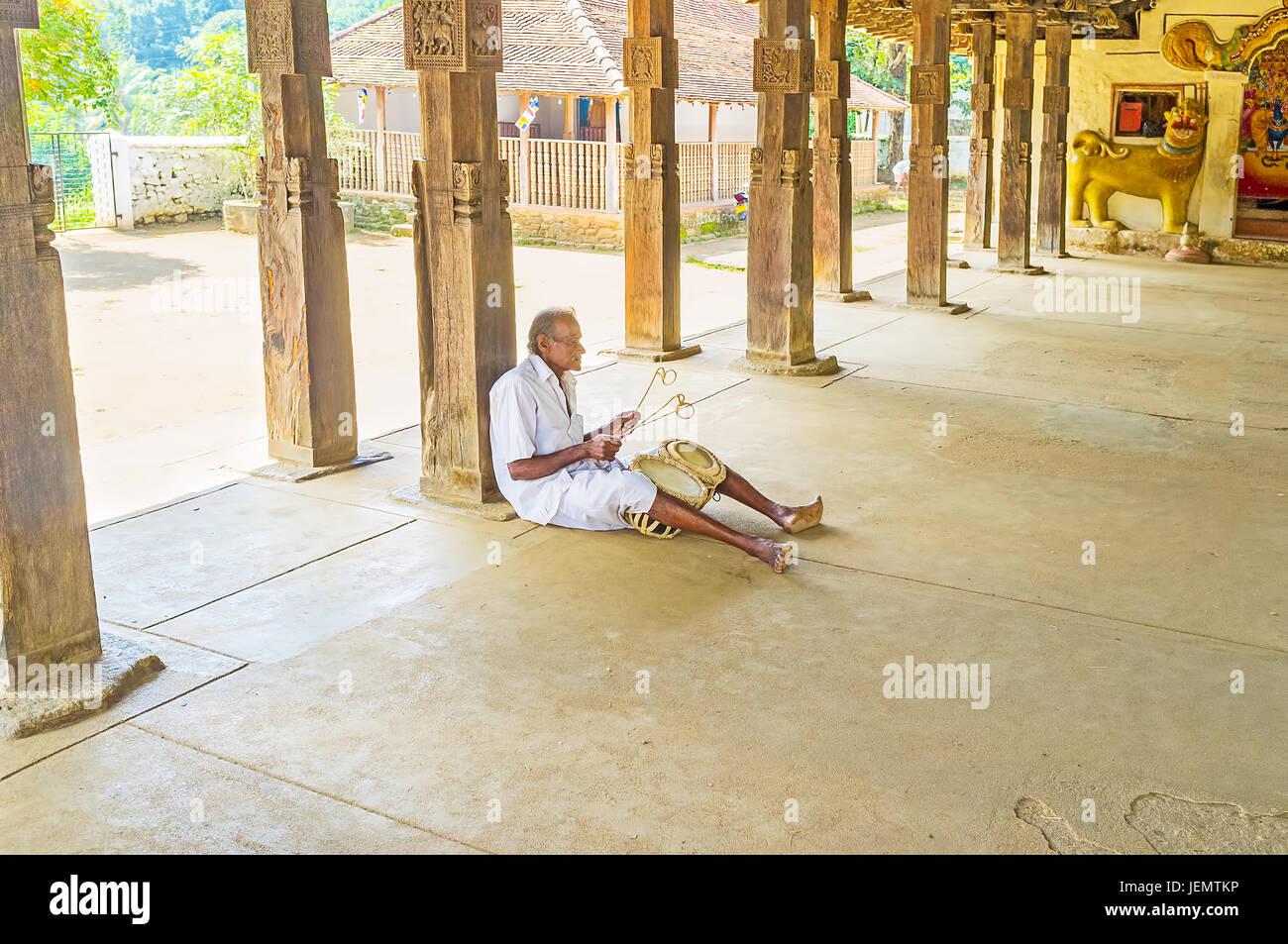 Embekka temple hi-res stock photography and images - Alamy