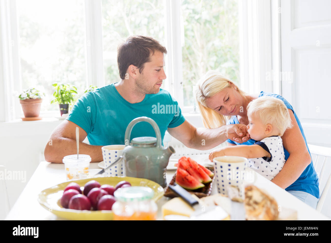 Woman breakfast having pot hi-res stock photography and images - Alamy
