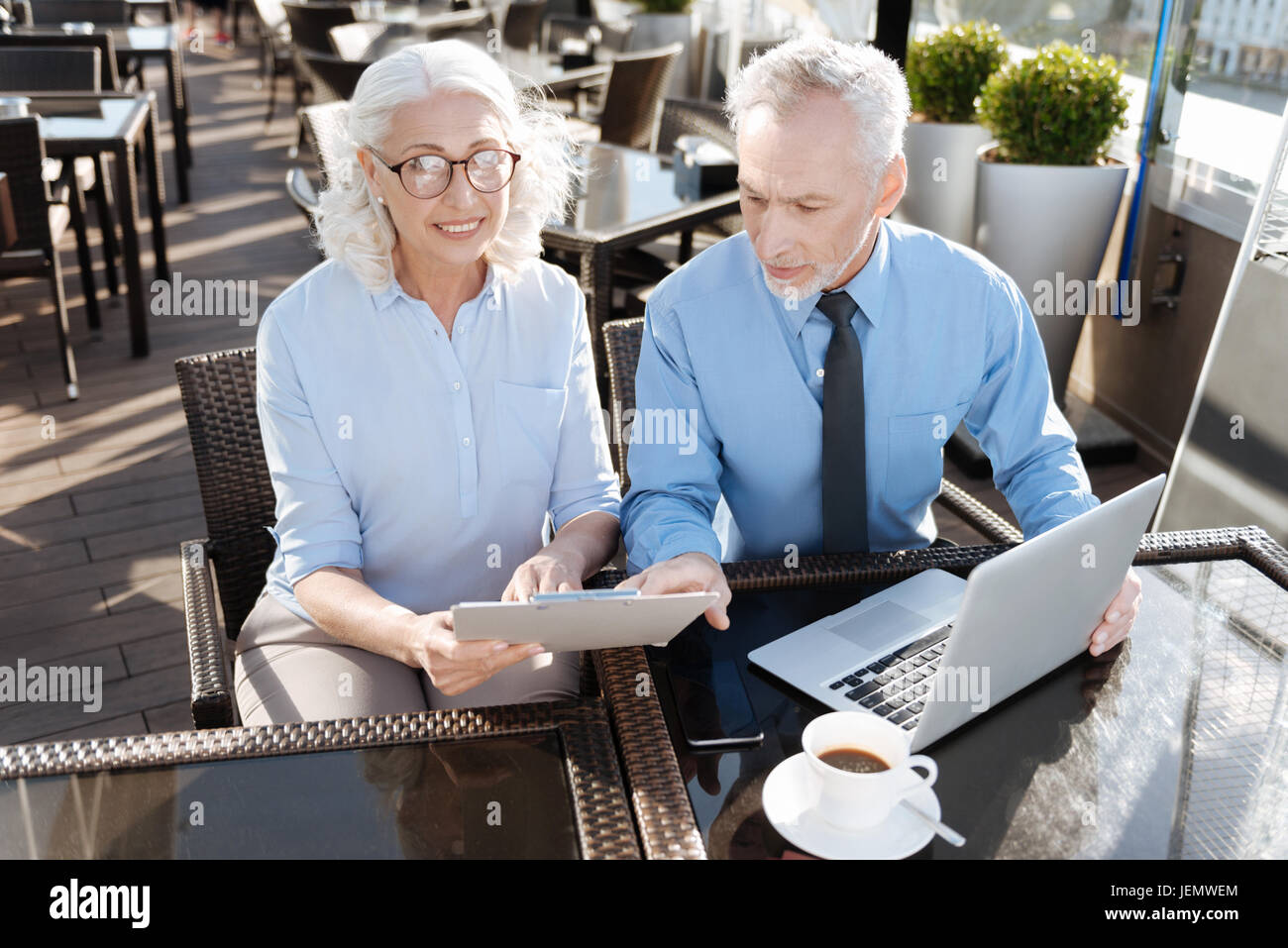 Raising eyebrows hi-res stock photography and images - Alamy