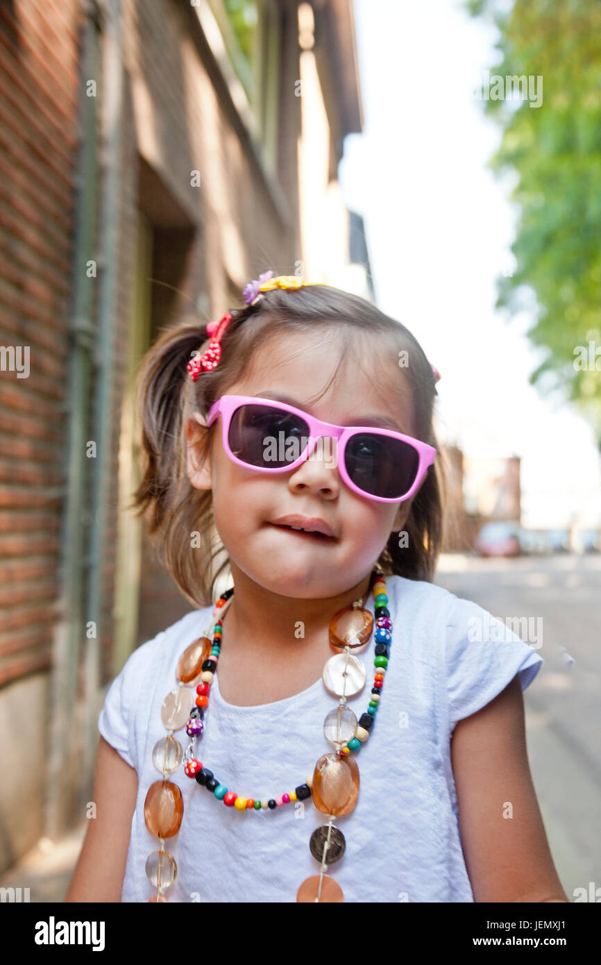 Portrait of girl wearing sunglasses Stock Photo - Alamy