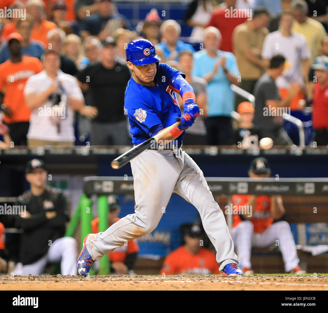 Miami, Florida, USA. 25th June, 2017. Chicago Cubs catcher Willson ...