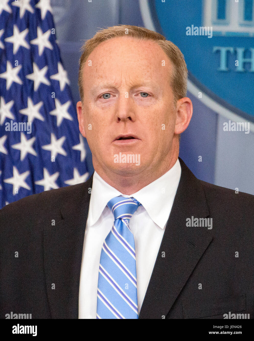 White House Press Secretary Sean Spicer conducts his daily press ...