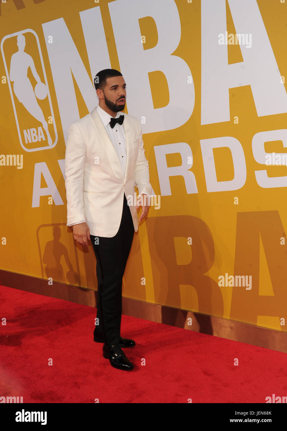 NEW YORK, NY - June 26: Drake attends the 2017 NBA Awards at Basketball ...