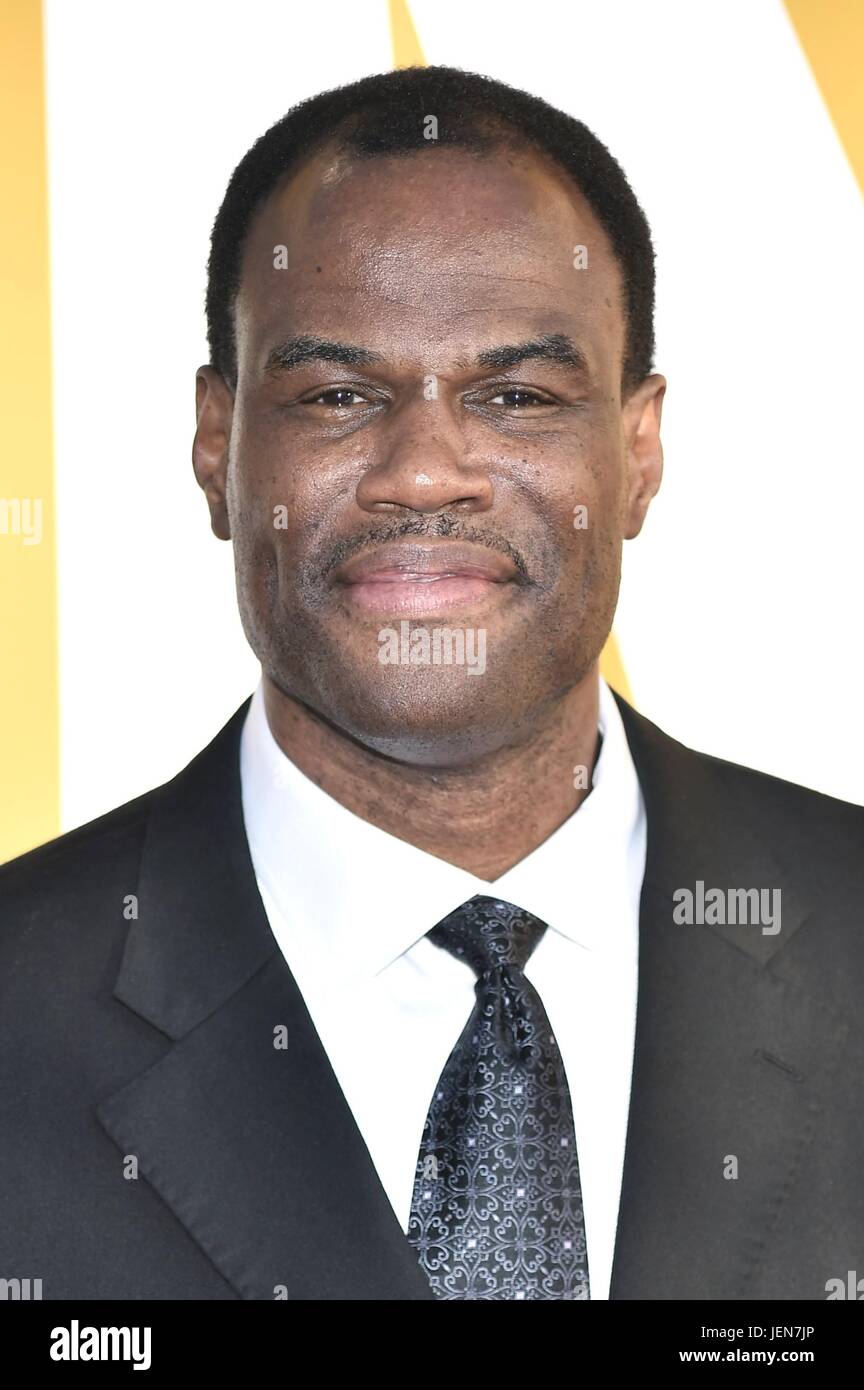 David robinson basketball hi-res stock photography and images - Alamy