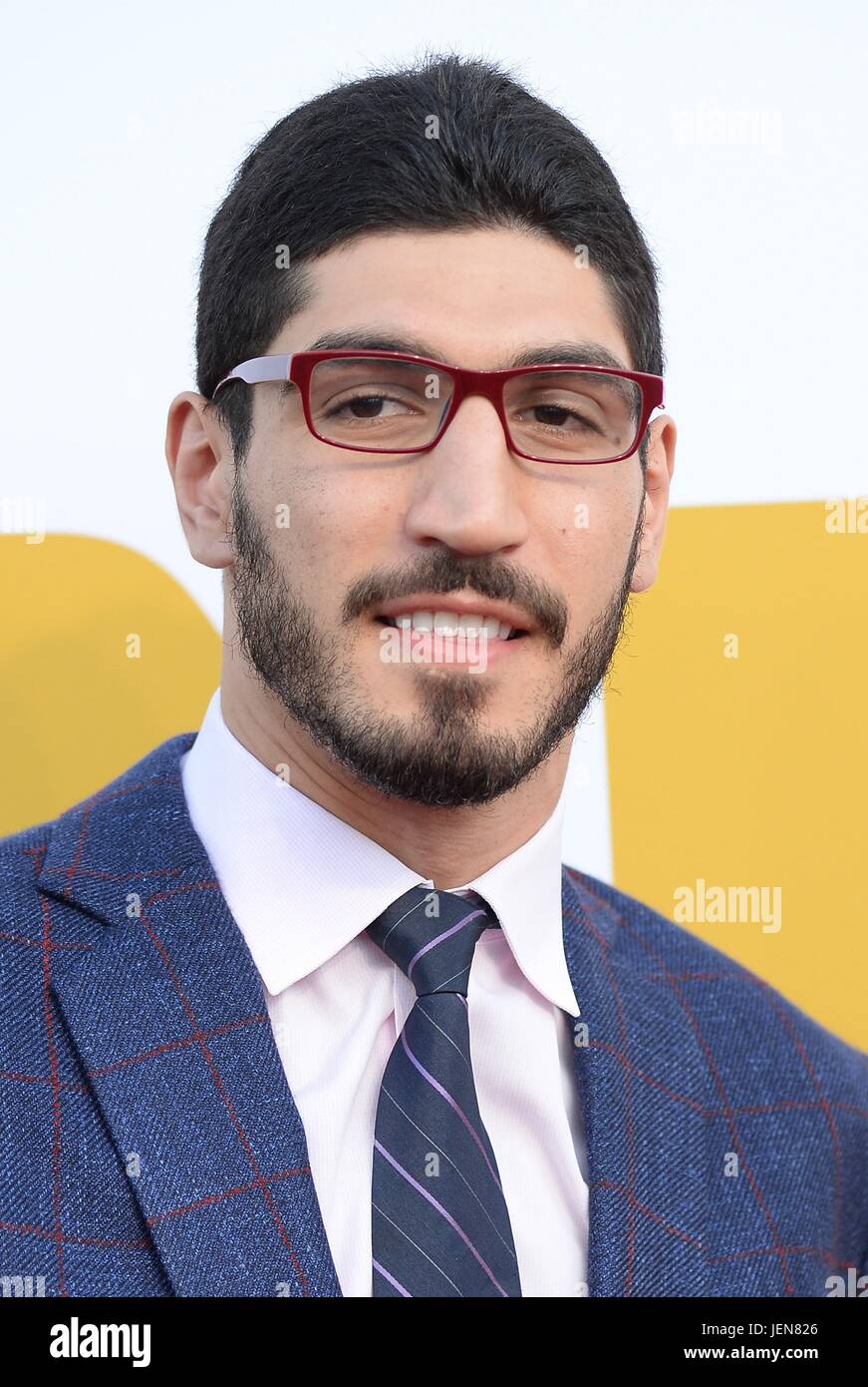 Enes kanter hi-res stock photography and images - Alamy