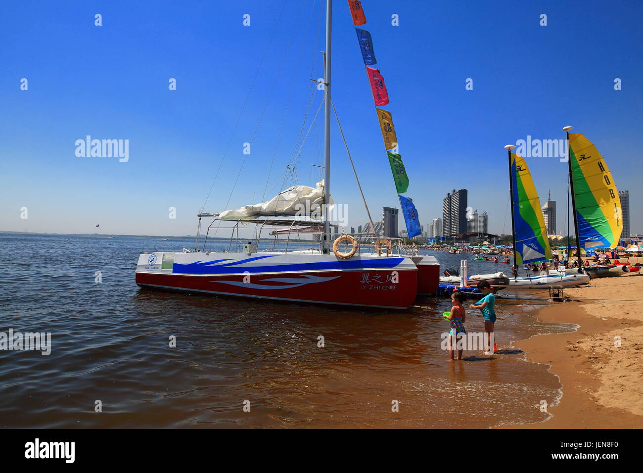 Beidaihe beach resort hi-res stock photography and images - Alamy