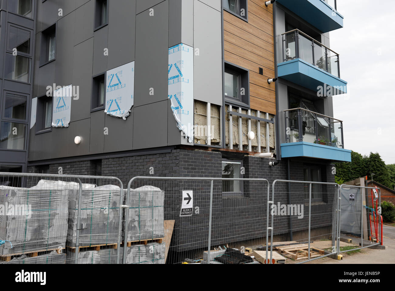 Cladding test failure hi-res stock photography and images - Alamy