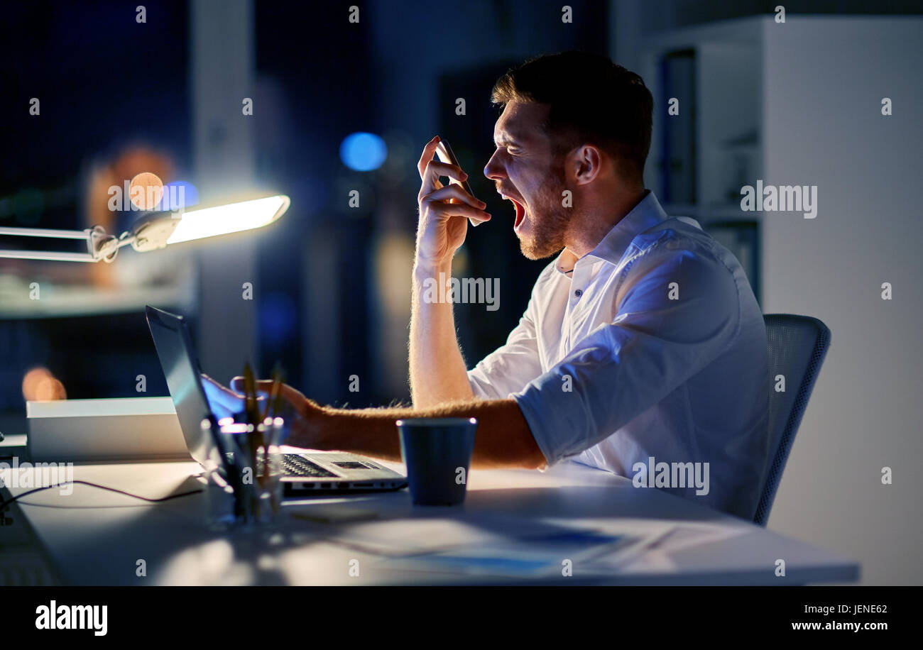 Angry man office hi-res stock photography and images - Alamy