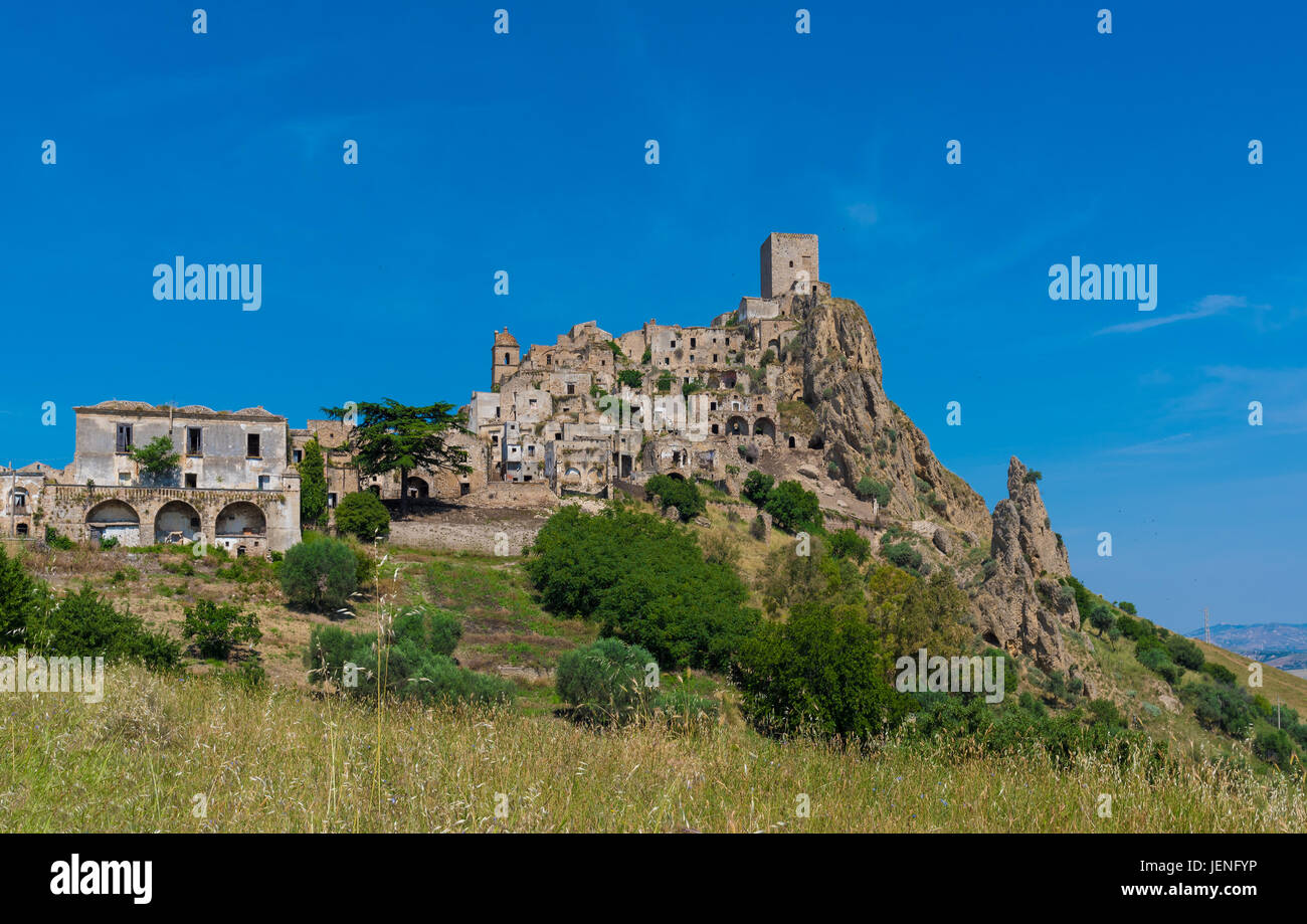 Craco (Italy) - The evocative ruins and landscapes of the ghost town ...