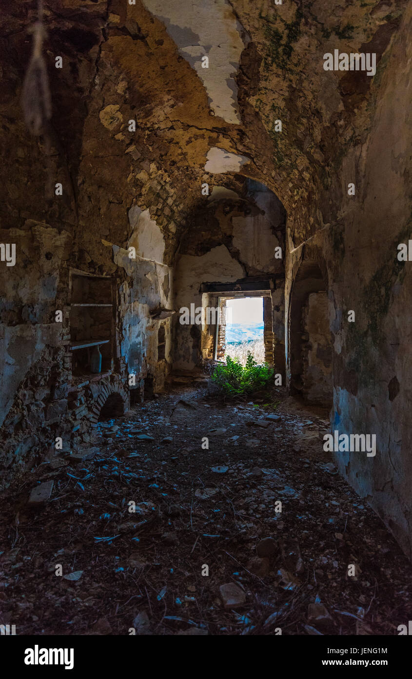 Craco (Italy) - The evocative ruins and landscapes of the ghost town ...