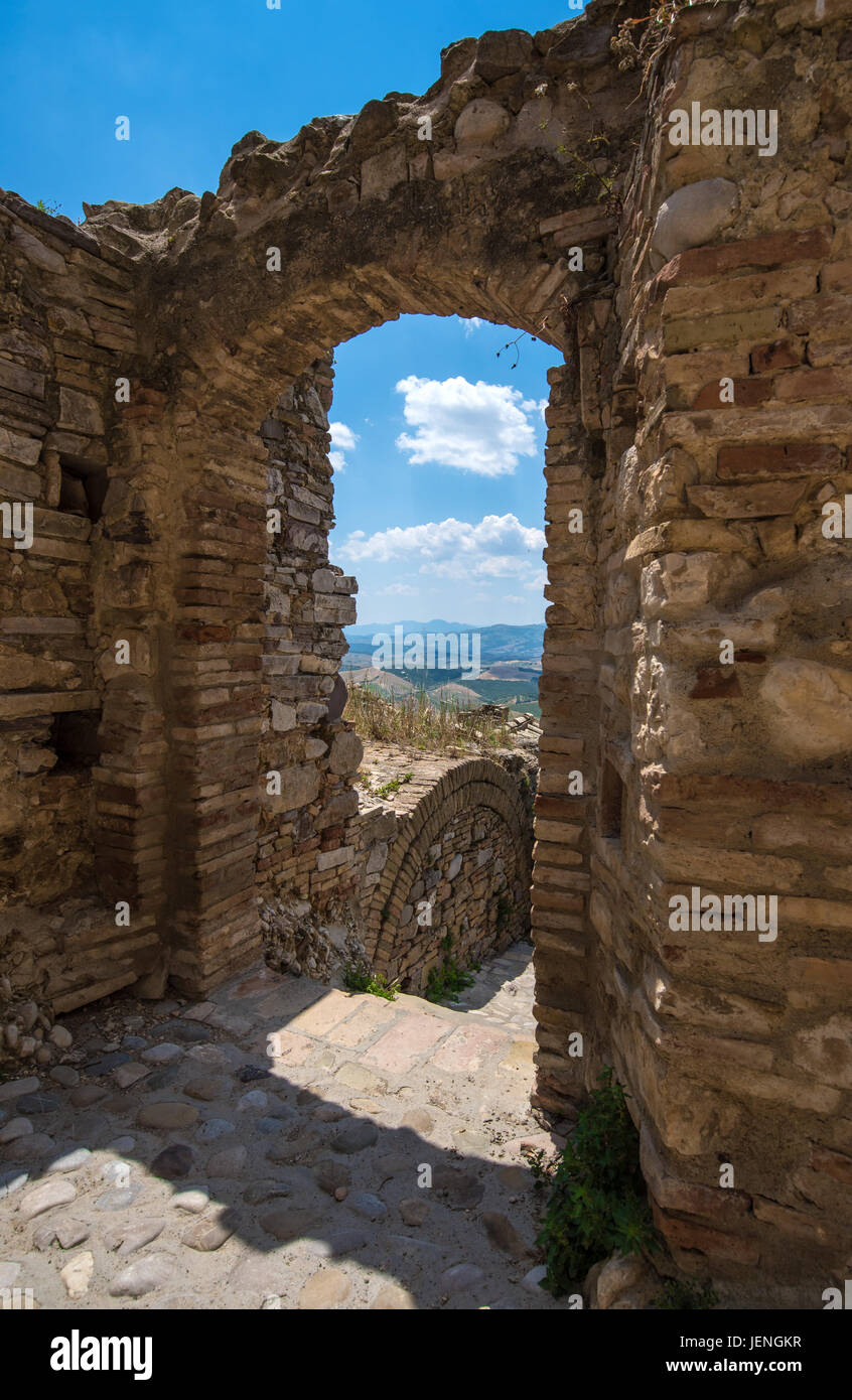 Craco (Italy) - The evocative ruins and landscapes of the ghost town ...