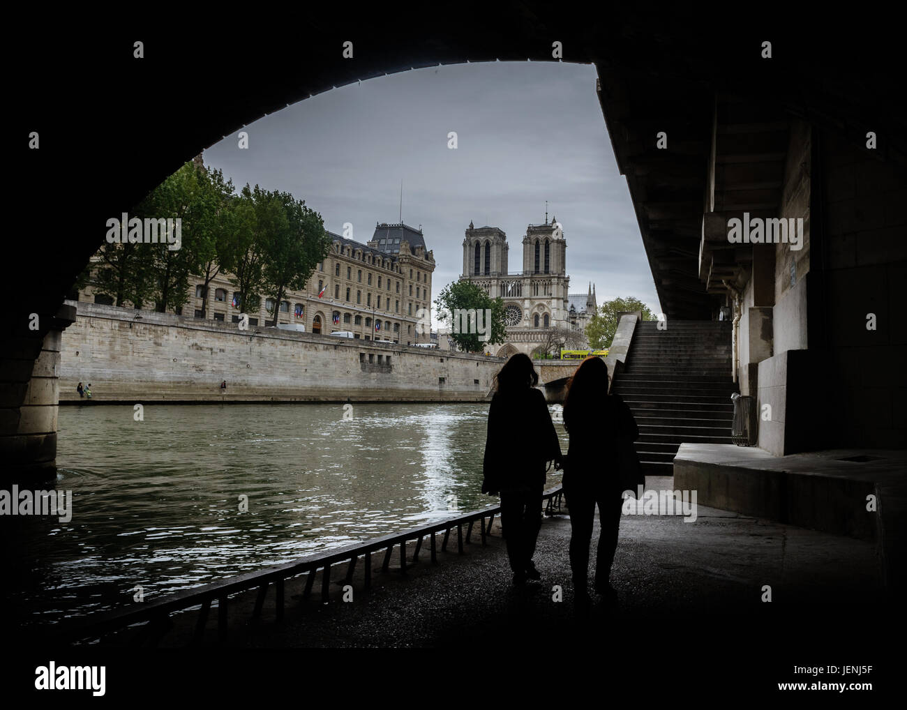 Side view notre dame cathedral paris hi-res stock photography and ...