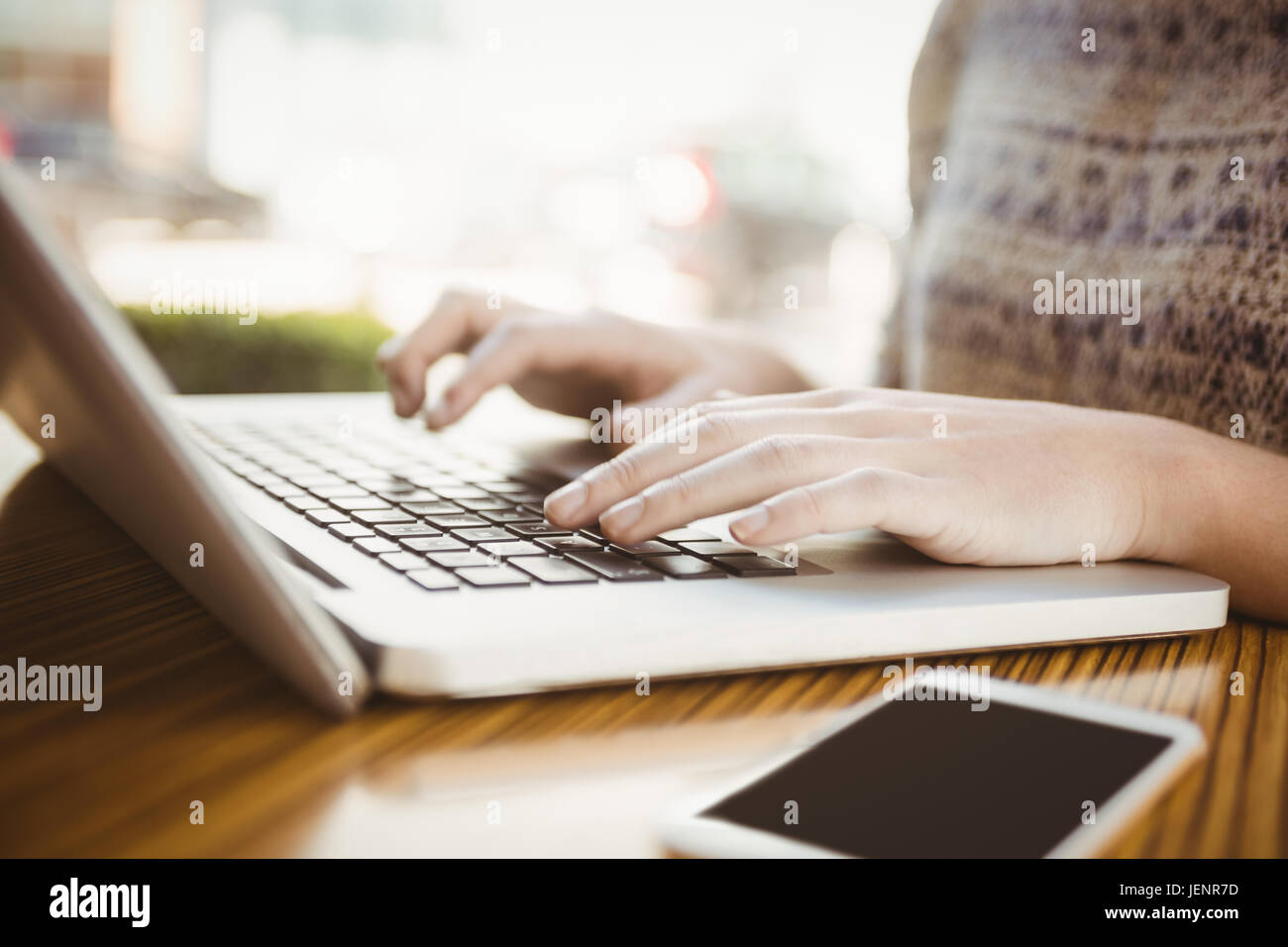 Smartphone typing keyboard close up hi-res stock photography and images - Alamy