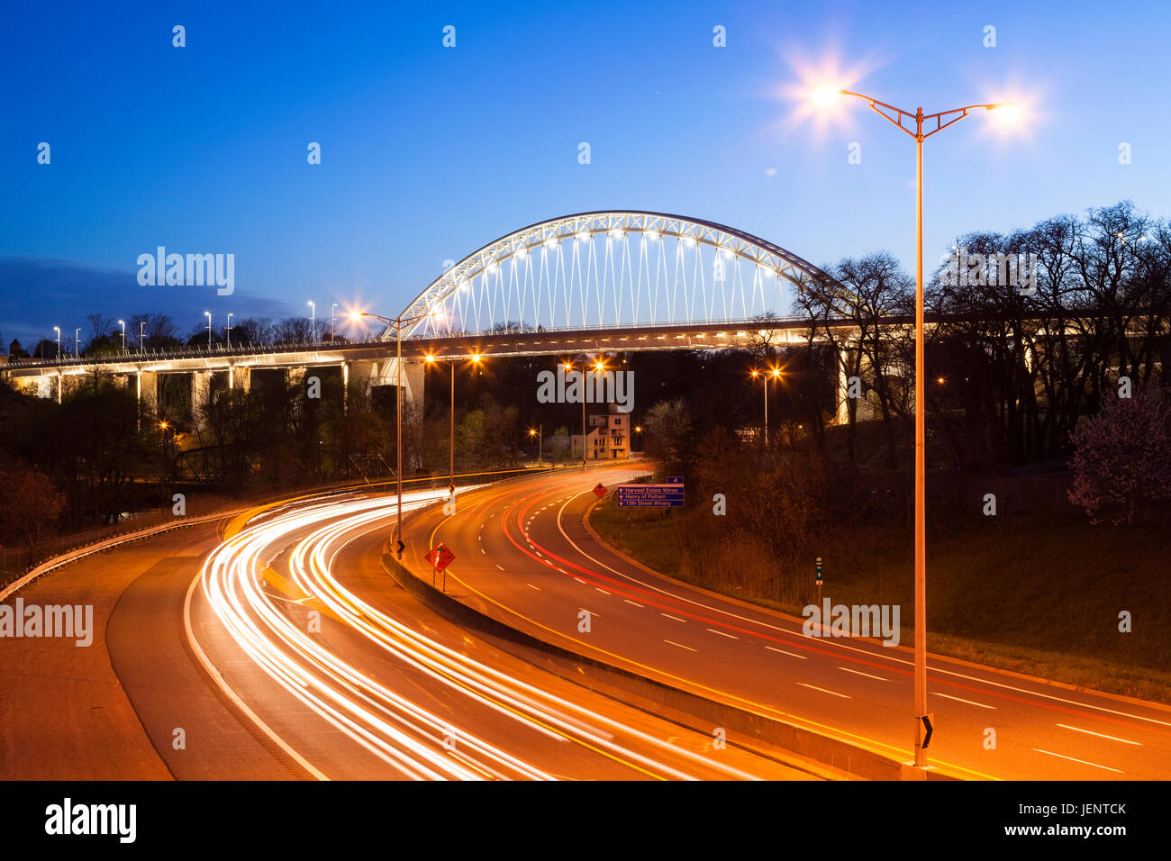 12 arch bridge hi-res stock photography and images - Alamy