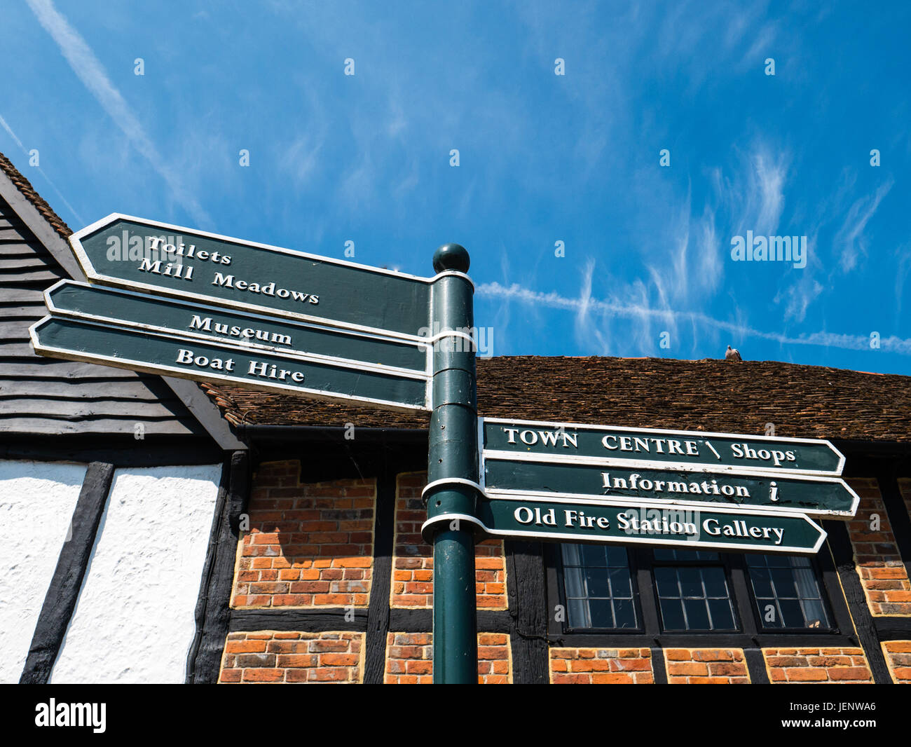 Henley on thames old hi-res stock photography and images - Alamy