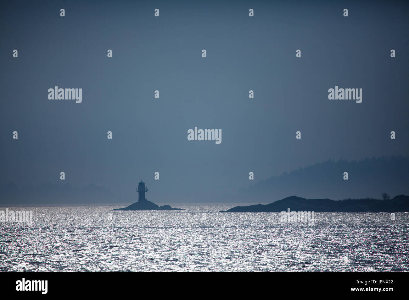 Lighthouse on small island hi-res stock photography and images - Alamy