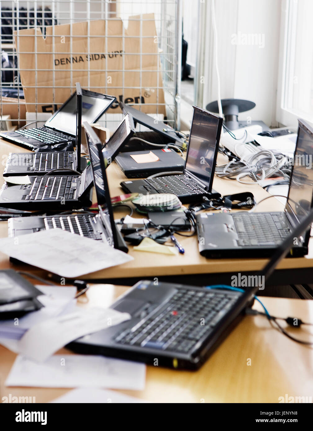 Several desks hi-res stock photography and images - Alamy