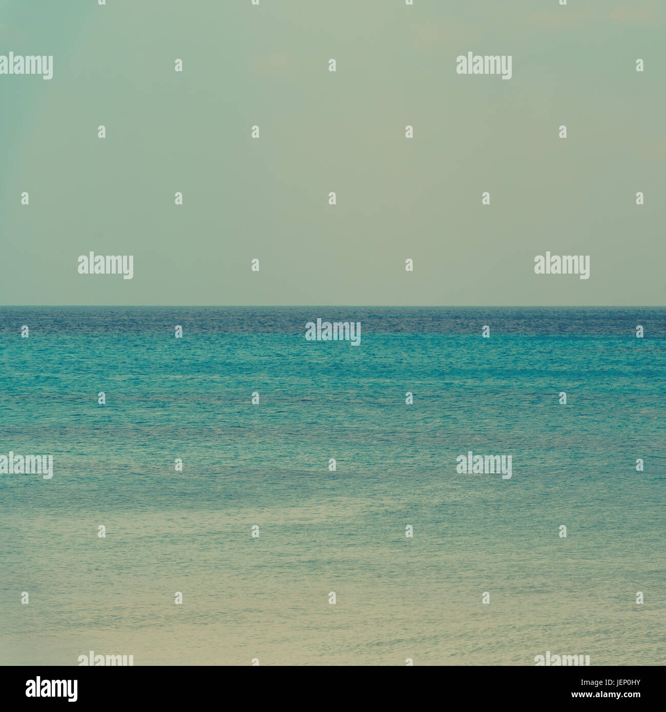 Ocean water with pastel color filter. Defocused Abstract nature ...