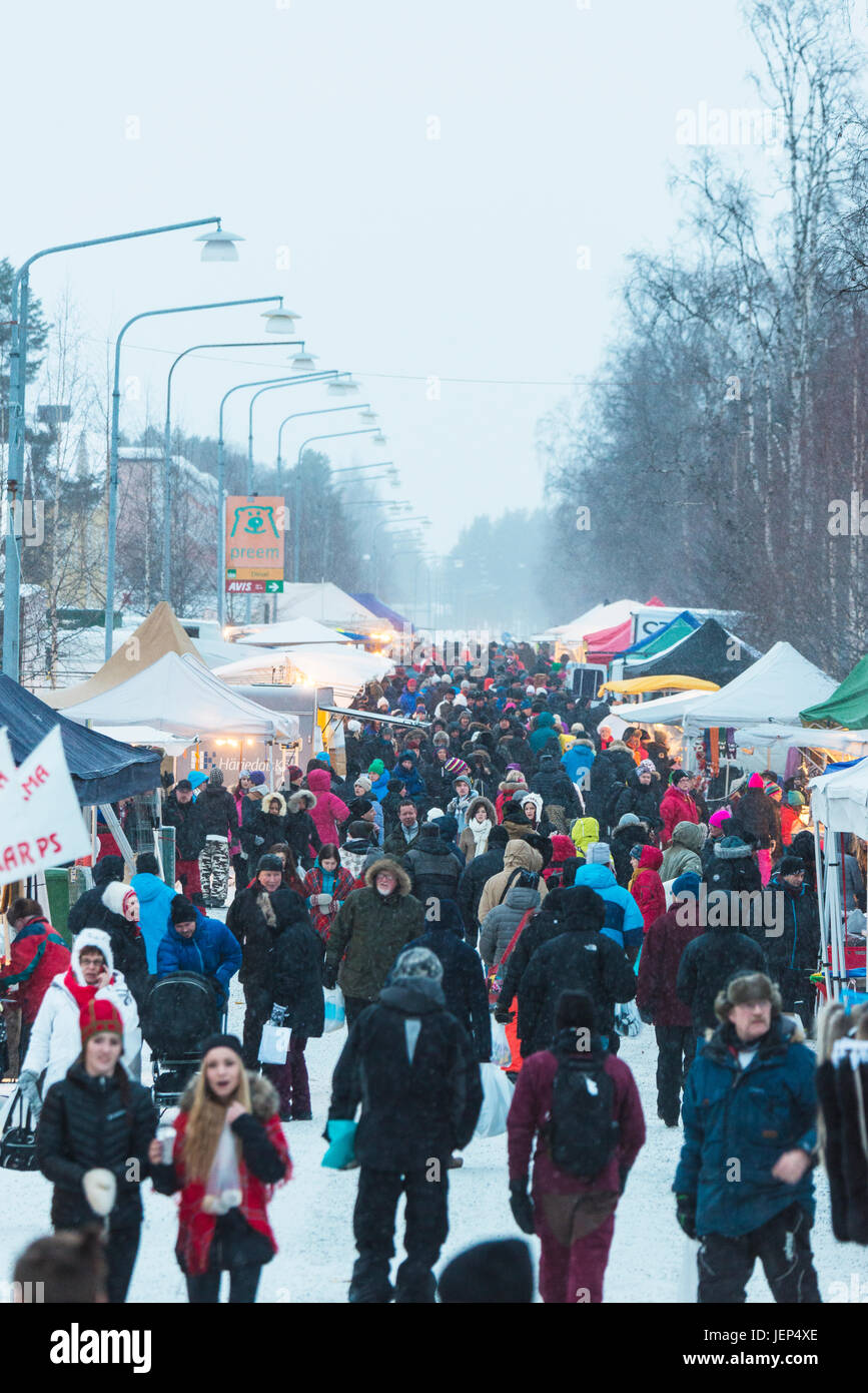 Crowd at outdoor market Stock Photo - Alamy
