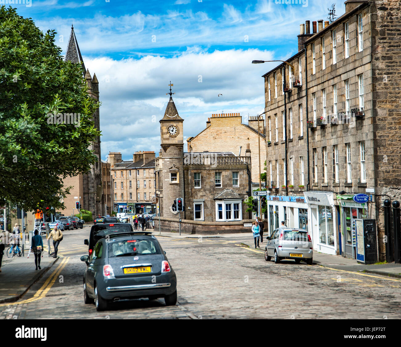 Edinburgh black cab hi-res stock photography and images - Alamy