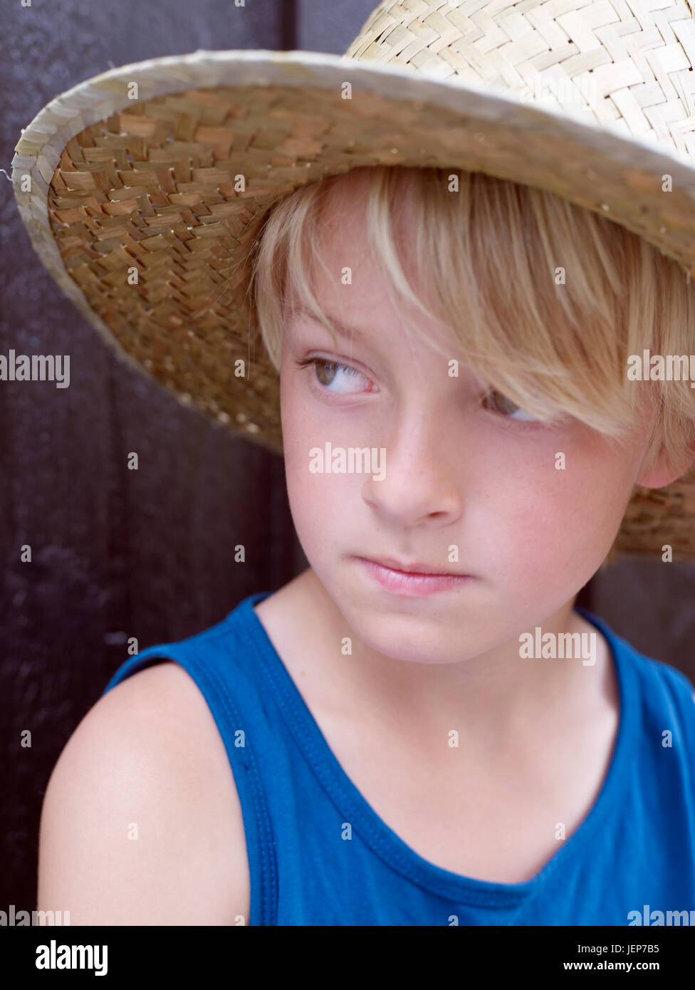 Boy wearing straw hat hi-res stock photography and images - Alamy